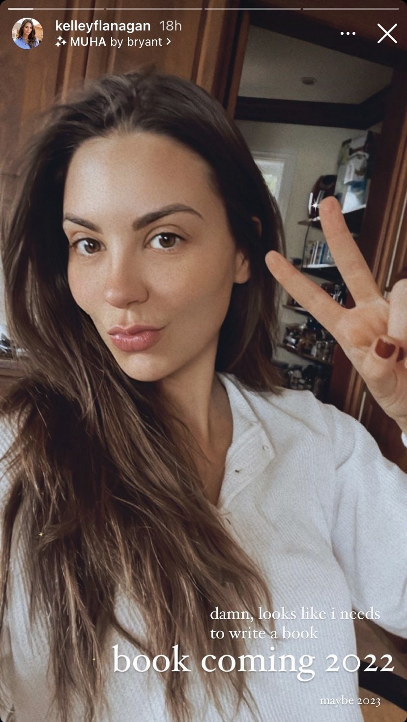 Peter Weber's Ex Kelley Flanagan Seemingly Reacts to Hannah Brown's Book Confession ...